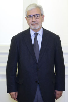 Ficha biográfica Christian Suárez Crothers - Fichas integrantes Consejo ...